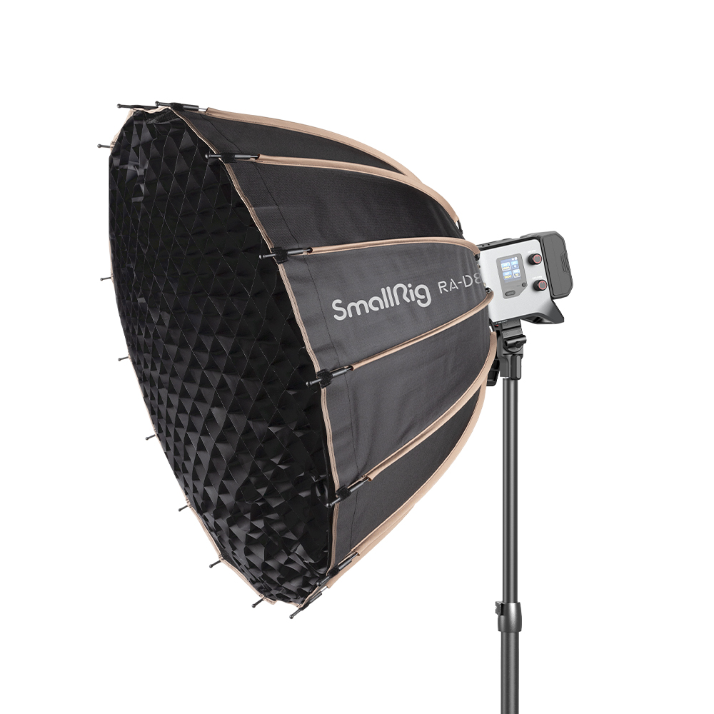 One of The Professional Indoor Three-Light Studio Creation Kit—Key ...